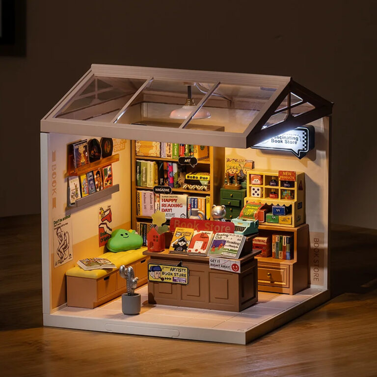 Rolife Super Creator Fascinating Book Store Plastic DIY DW004. Mô hình ...